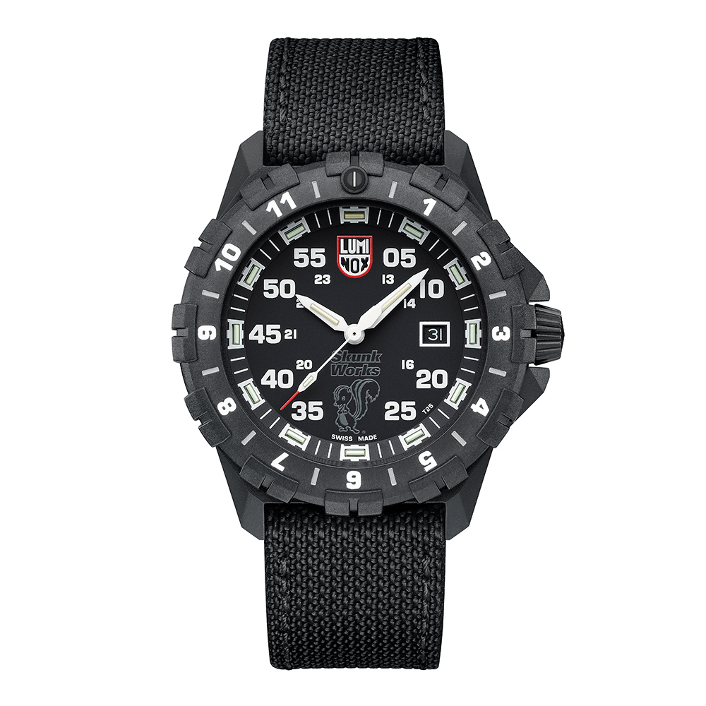 LUMINOX 雷明時 Heritage F-117 NIGHTHAWK x Skunk Works聯名紀念錶 | 誠品線上