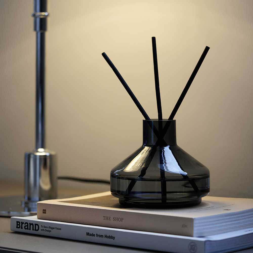 grado 幾何無火香薰 Geo Reed Diffuser 香氛擴香 久覓之檀 | 誠品線上