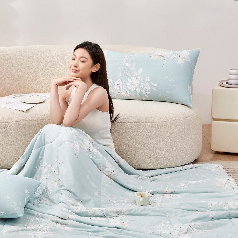 COOL PLUS 極致涼親膚冰爽150X200cm 涼感被 夏被涼被 多款花色 素雅花香 | 誠品線上