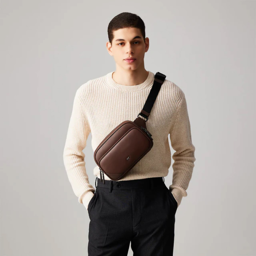 【BRAUN BUFFEL 德國小金牛】台灣總代理 加利恩-A 腰胸包-培土棕 BF561-07-POS | 誠品線上