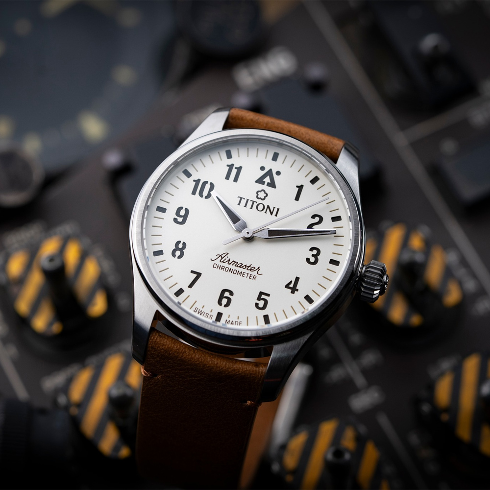 TITONI 梅花錶 空中霸王系列 Airmaster Pilot 飛行員天文台機械錶 73906 T-ST-724 | 誠品線上