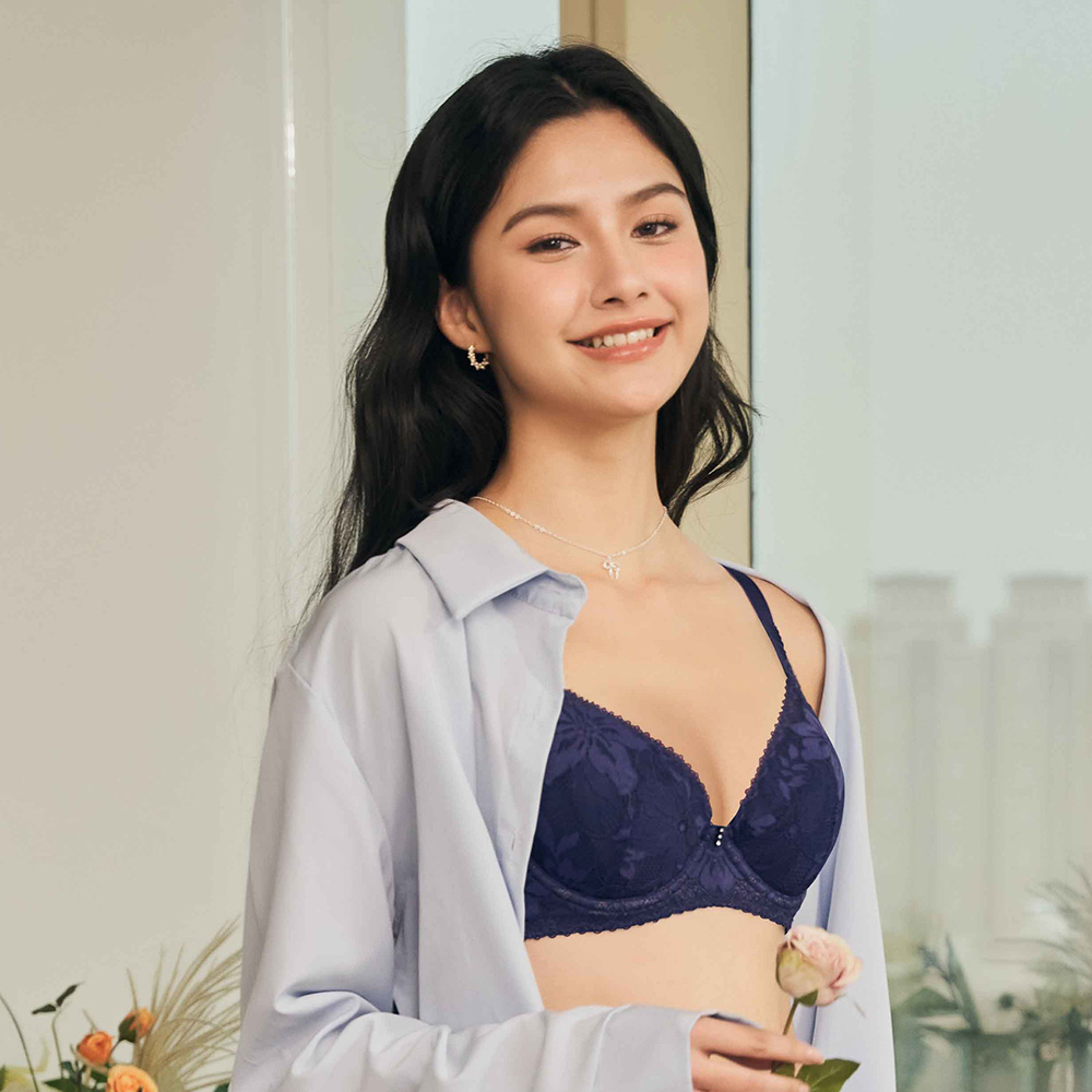 [EASY SHOP]Rose玫瑰香調薄杯軟鋼圈輕塑圓潤美胸內衣 D80 深情玫瑰藍 | 誠品線上