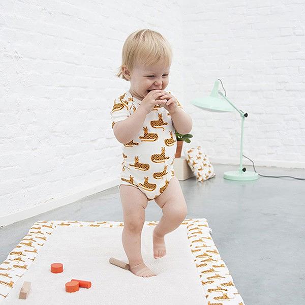 trixie有機棉短袖包屁衣 頑皮花豹 86-92cm | 誠品線上